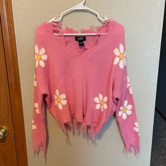 Forever 21 | Sweaters | Daisy Sweater | Poshmark
